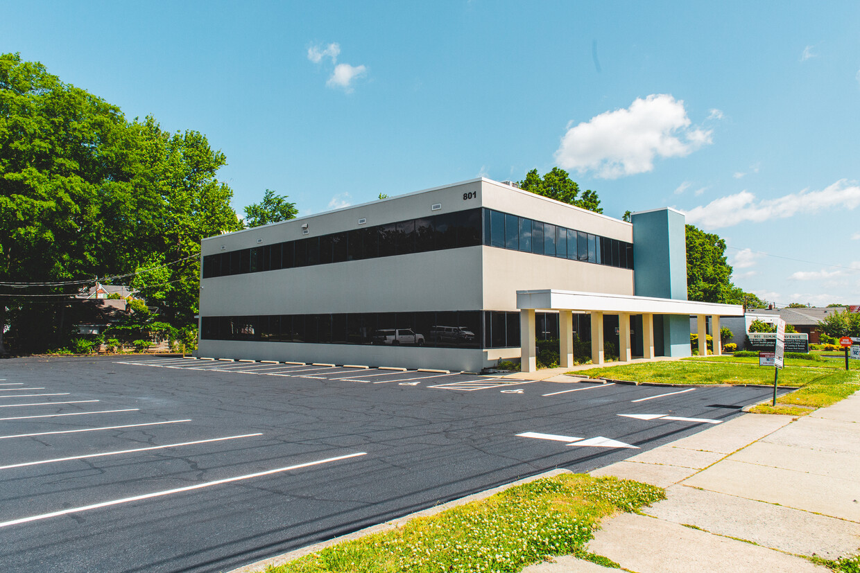 Commercial – Roach Realty Inc